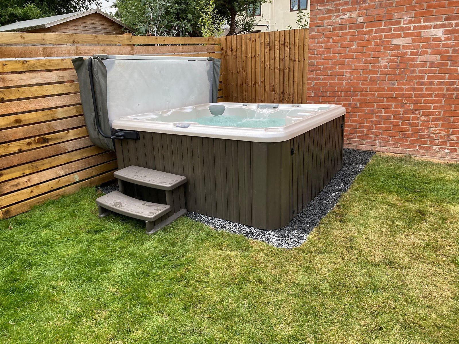 Hot Tub Disposal - Jacuzzi Recycling - Regional and National UK Service